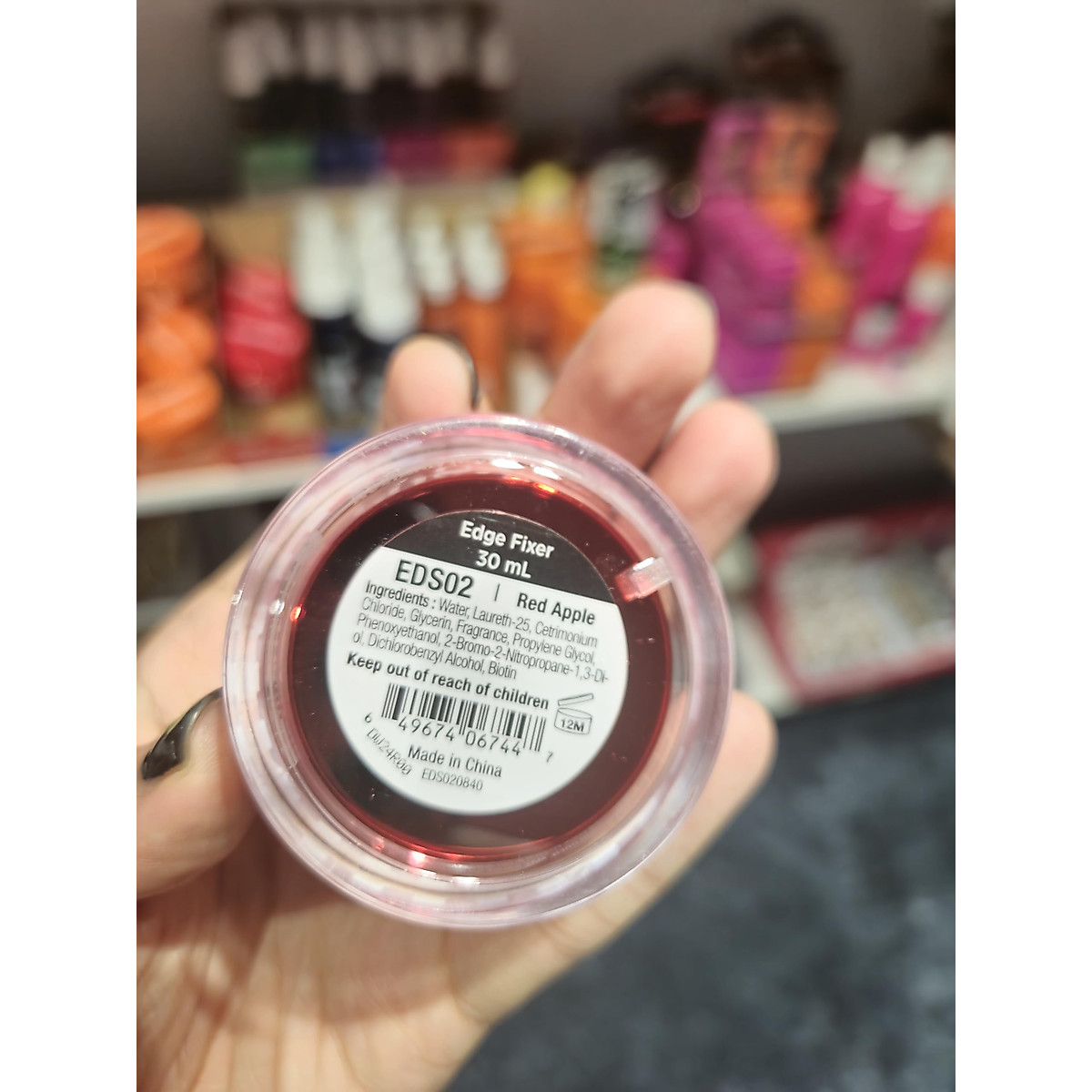 Red by Kiss Edge Fixer 24 Hour Maximum Hold Edge Wax No Flaking Biotin B7 Infused Hair Gel 1.01 fl.oz