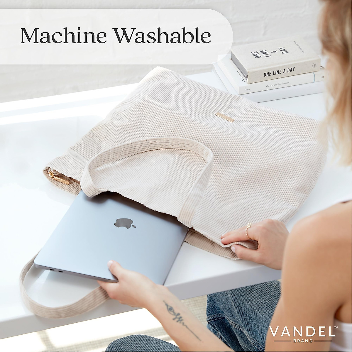 VANDEL Corduroy Tote Bag for Women and Men with Zipper and Inner Pockets. Beige Zipper Tote Bag, Cute Tote Bag Aesthetic