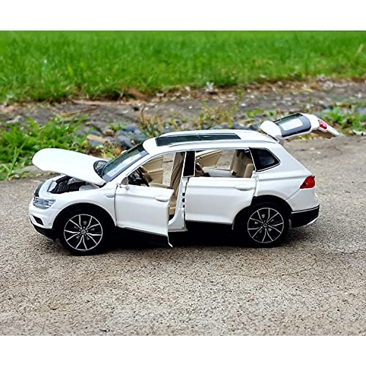 GRARRO 1:32 for Volkswagen Tiguan L SUV Alloy Car Mold Die-Casting Metal Toy Car Model Simulation Sound and Light Collection Children's Gift Scale Model (Color : White)