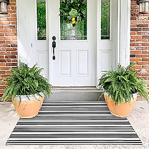 KOZYFLY Striped Outdoor Rug 3x5 Ft Black and White Front Door Rug Hand Woven Area Rug Washable Outdoor Doormats Outdoor Entrance Mat for Front Door Kitchen Entryway Patio Front Porch Decor