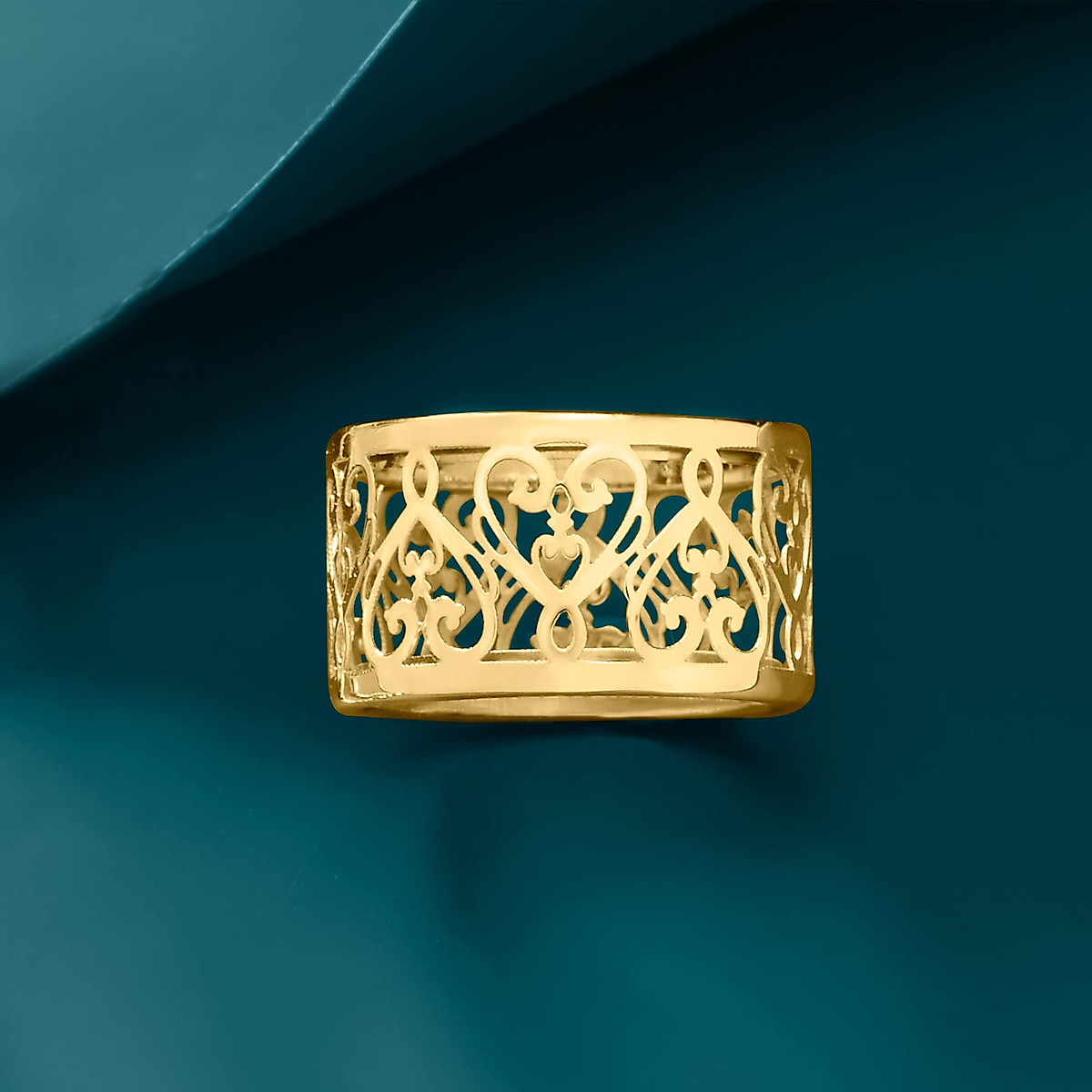 Ross-Simons Italian 14kt Yellow Gold Filigree Heart Ring. Size 10