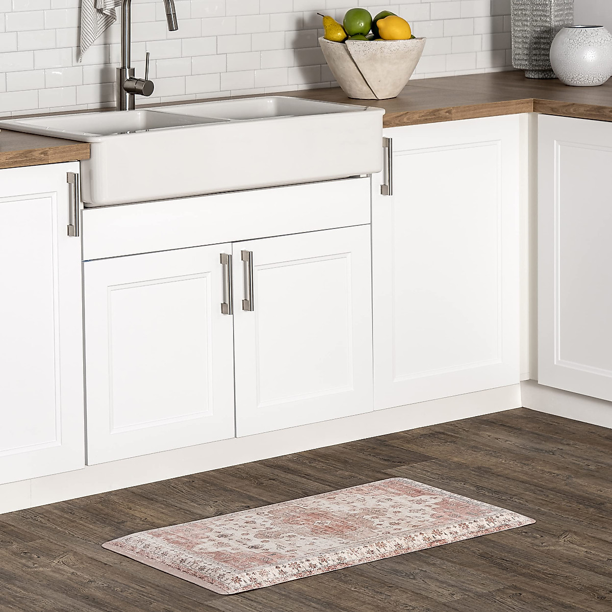 nuLOOM Floral Persian Kitchen or Laundry Comfort Mat, 2x3, Rust