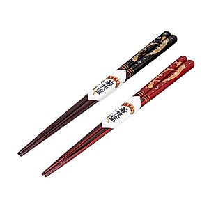 Kawai Japanese Wooden Chopsticks Reusable 2 Pairs in Gift Box, Nippon Scenery Sakura Black and Red [ Made in Japan /Handcrafted ]