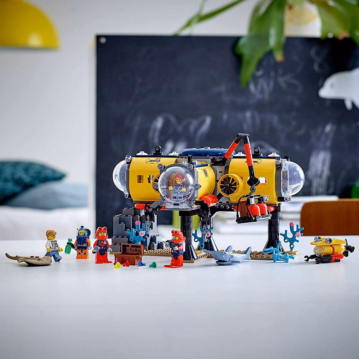 LEGO City Ocean Exploration Base Playset 60265, with Submarine, Underwater Drone, Diver, Sub Pilot, Scientist and 2 Diver Minifigures, Plus Stingray and Hammerhead Shark Figures (497 Pieces)