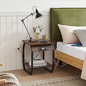 IRCPEN Side Table Set of 2, 17.3'' Square Bedside Table Nightstand Set W/Shelf, Vintage Small End Table with USB Port and Outlets for Small Spaces, Living Room, Bedroom (Brown)