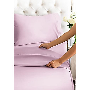 Full Size Sheet Set - Breathable & Cooling Sheets - Hotel Luxury Bed Sheets - Extra Soft Sheets for Kids, Teens, Women & Men - Deep Pockets - 4 Piece Set - Wrinkle Free - Light Pink Bed Sheets - 4PC