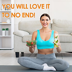 wookgreat Small Glass Carafes, Set of 8 Mini Beverage Pitcher with Lids and Straws, 17oz Clear Jugs, Juice Containers,Water Decanter, Juice Pitcher, Ideal for Mimosa Bar, Water, Wine, Milk, Juice