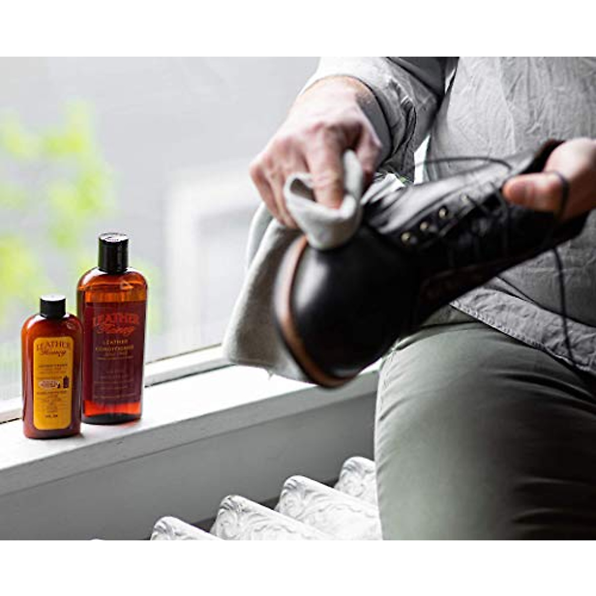 Leather Honey Complete Leather Care Kit Including 8 oz Cleaner and 16 oz Conditioner for use on Leather Apparel, Furniture, Auto Interiors, Shoes, Bags and Accessories