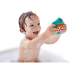Hape Ocean Floor Squirters | Colorful Baby & Toddler Bath Toys, Colorful Baby & Toddler Bath Toys, Silicone and Non-Toxic Set, Water Spouting and Suction, Octopus & Starfish