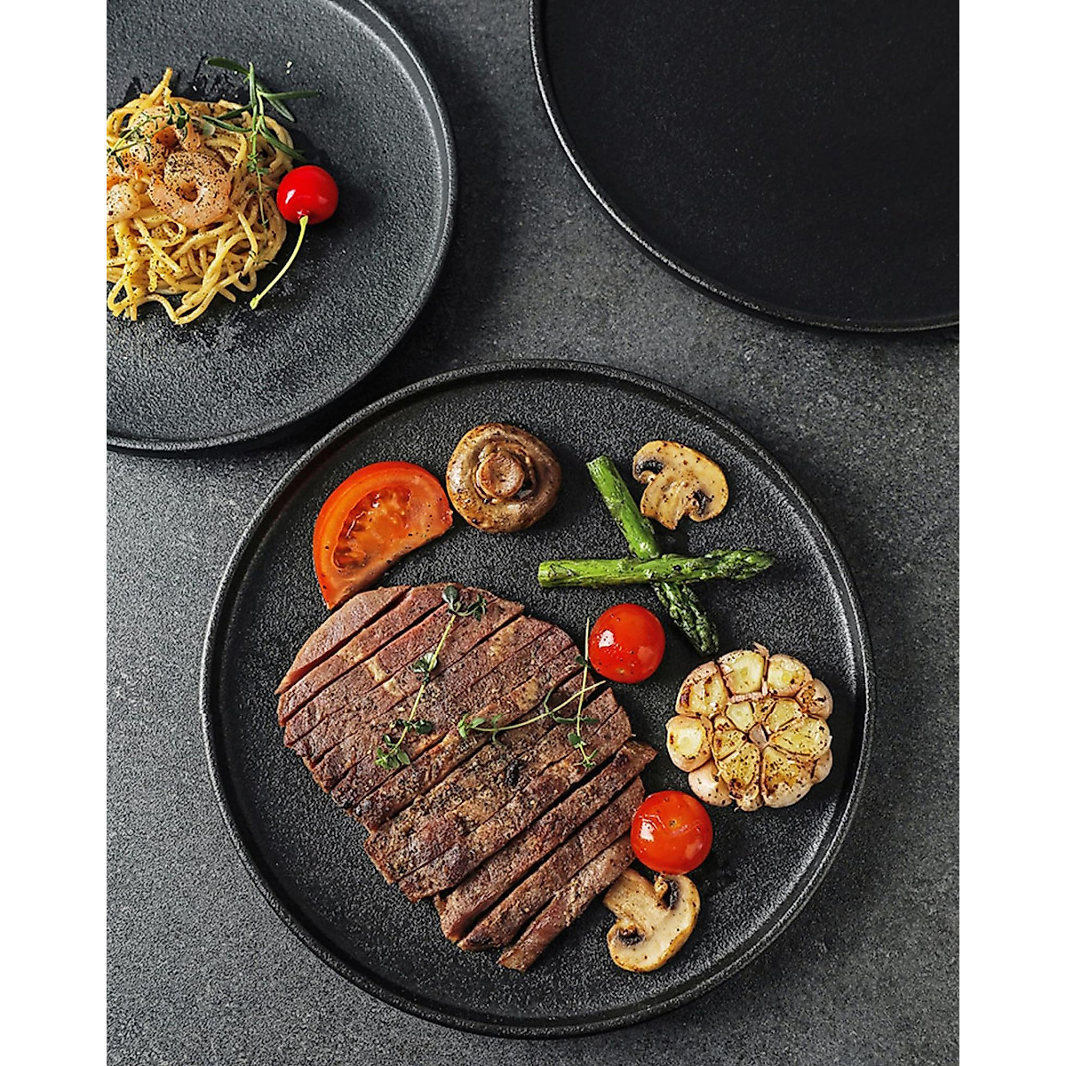 Lareina Dinner Plates, Scratch-resistant, 10.25 Inch Flat Ceramic Plate Set of 4, Porcelain Plates with Lipped Edge for Salad Steak in Kitchen Restaurant, Natural Primitive Texture (Cast Iron Black)