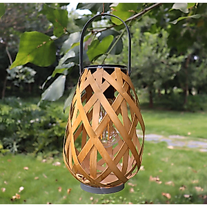 Metal Solar Lantern for Hanging or Table,Waterproof Outdoor Solar Lights for Patio Courtyard Garden