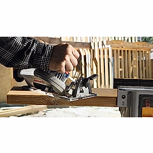 BOSCH GKS18V-22B25 18V Brushless Blade-Right 6-1/2 In. Circular Saw Kit with (2) CORE18V 4 Ah Advanced Power Batteries