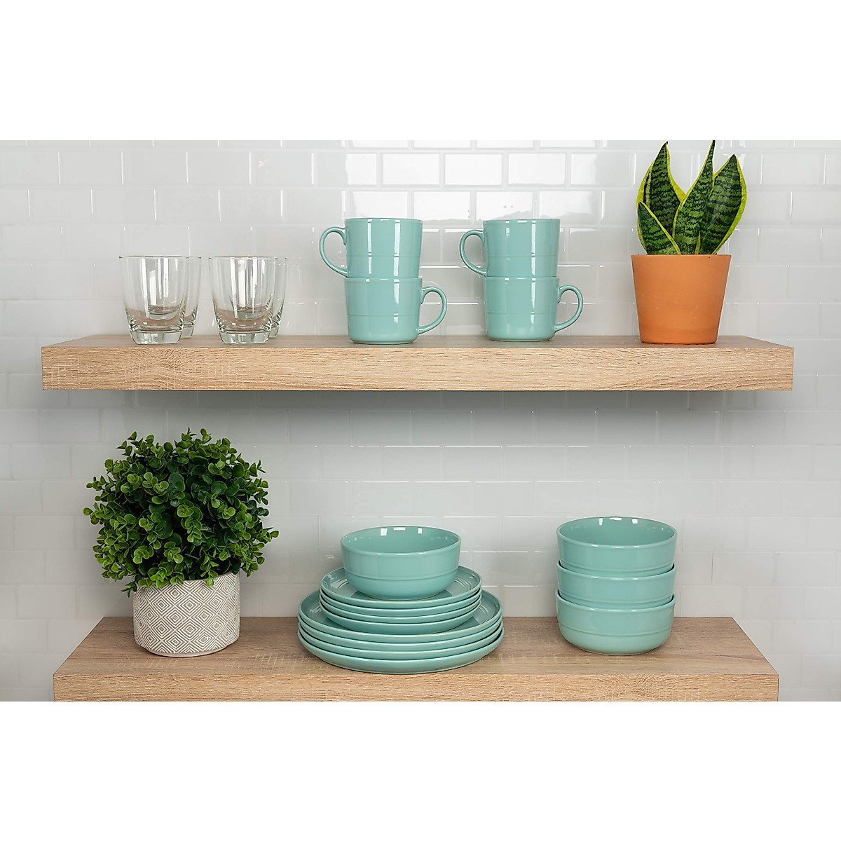 10 Strawberry Street Double Line 16 Piece Dinnerware Set, Seafoam