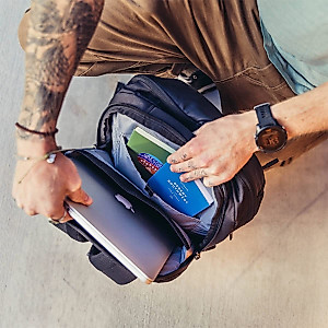 Gregory Mountain Products Border 25 Travel Backpack, Total Black