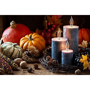 The Dreidel Company Flicker Flame Shaped Light Bulbs, E12 Replacement Bulbs, Dances with a Flickering Orange Glow, 1 Watt Bulb, 120 Volt (6-Pack)