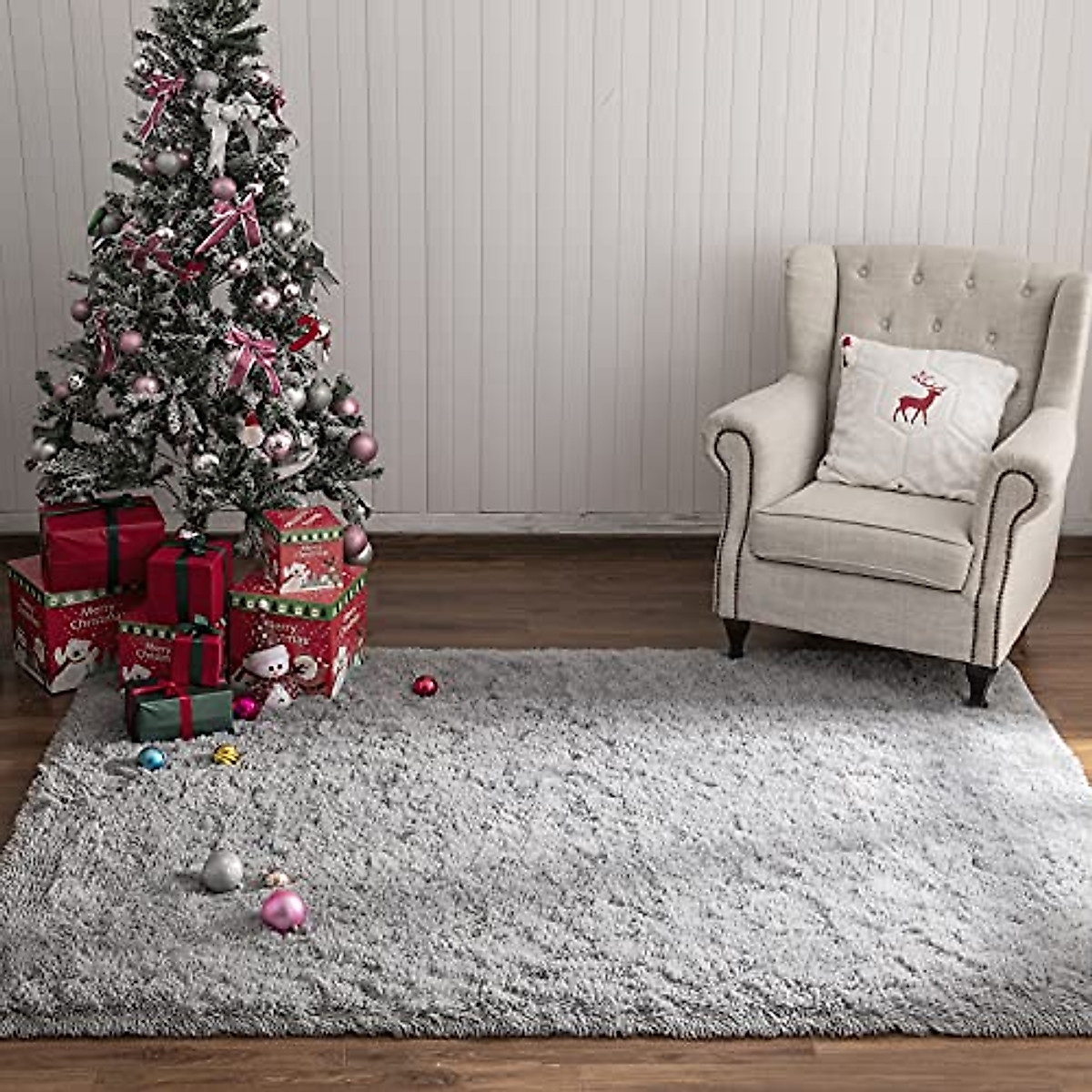 Guucha Premium Fluffy Area Rug, 5x7 Feet Soft and Fuzzy Shag Rugs for Boys Girls, Cozy Carpet for Bedroom Living Room Nursery with Strong Backing, Grey