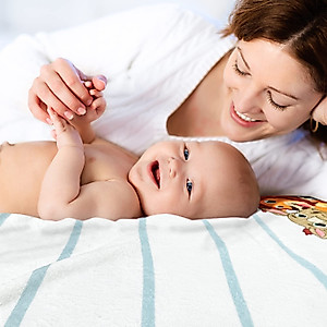 GCRQ Baby Monthly Milestone Blanket Boy - Super Soft, Extra Large Newborn Baby Month Blanket with Sun & Wreath & 3 Felt Balloon, Baby Grow Chart Blanket for Nursery Décor Baby Shower