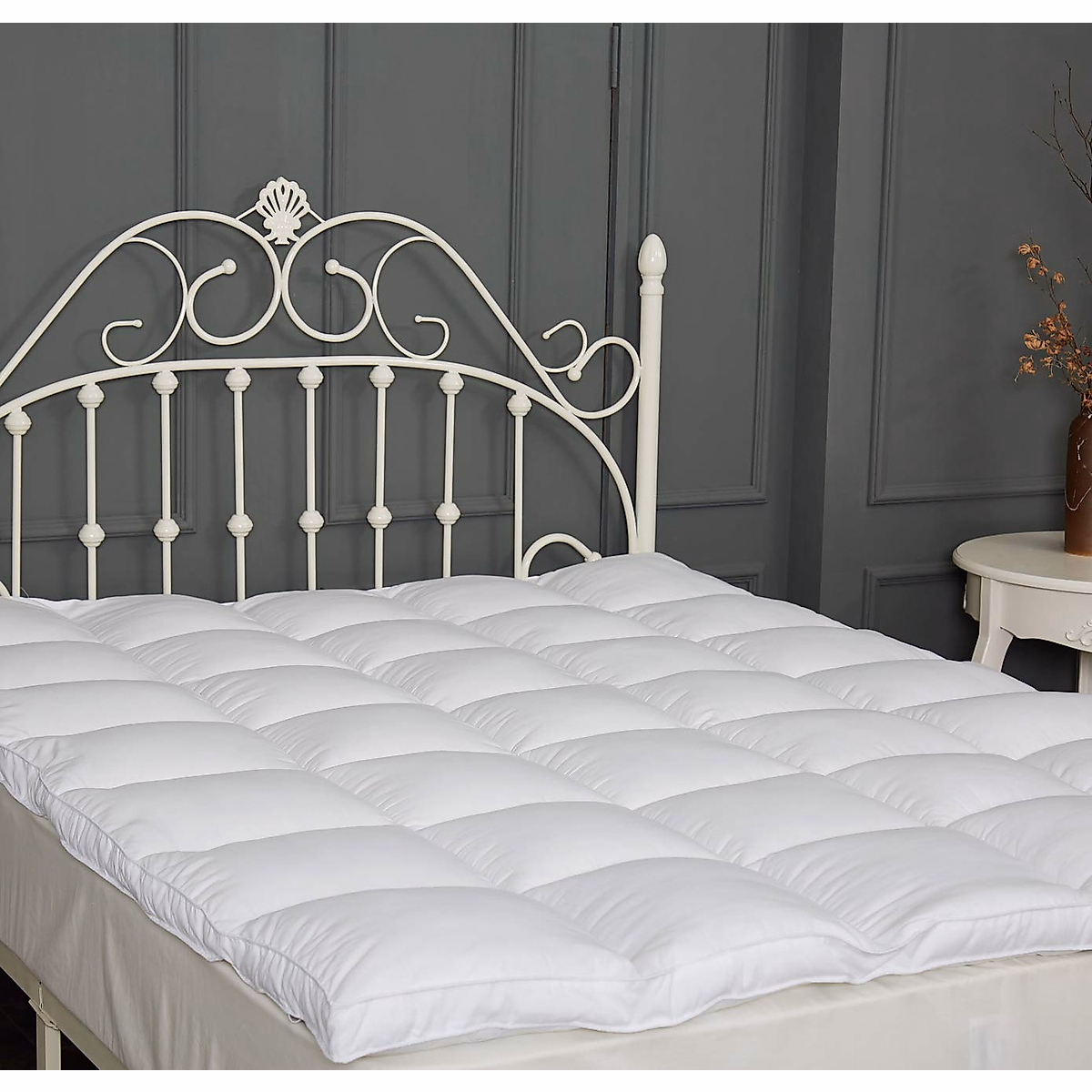 SUFUEE Mattress Topper Full Size 2 inch Thick Down Alternative Quilted Mattress Cover Soft and Warm Mattress Pad for All Seasons White