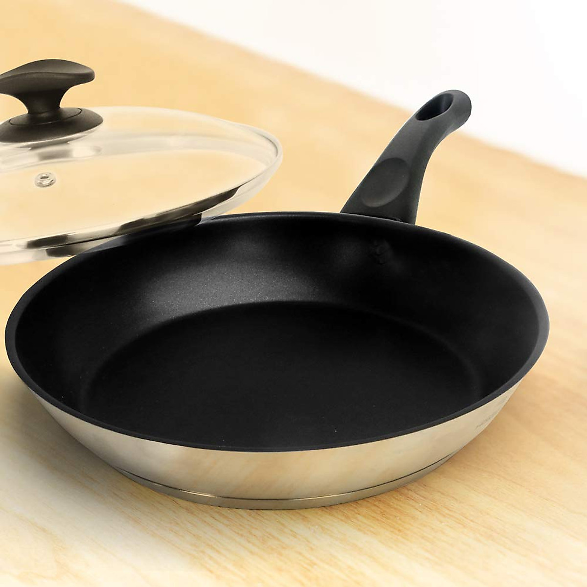 HOMICHEF 11 Inch Nonstick Frying Pan Glass Lid - 11 Inches Frying Pans Nonstick with Lid Induction Compatible - Nickel Free Stainless Steel Omelet Pan Nonstick - Nonstick Fry Pan Vented Glass Lid