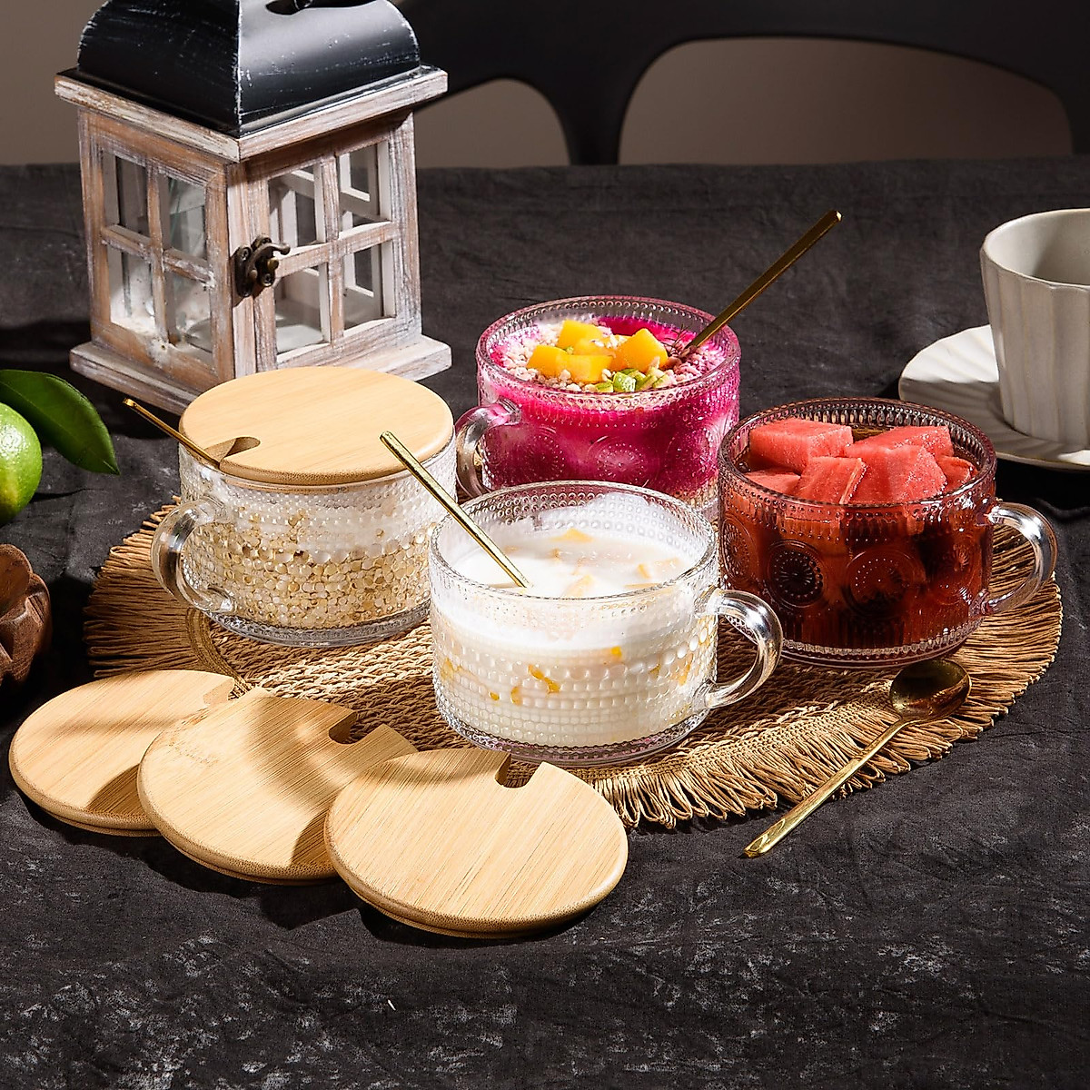 4pcs Set Vintage Coffee Mugs, Overnight Oats Containers with Bamboo Lids and Spoons - 14oz Clear Embossed Glass Cups, Cute Tea Coffee Bar Accessories, Suitable for Juice Beer Glasses, Cola Cups