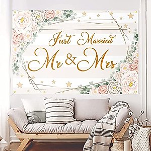 Just Married Mr & Mrs Backdrop Banner Pink Floral Bridal Shower Wedding Theme Party Decorations Photography Background Supplies for Women Men, Multicolor