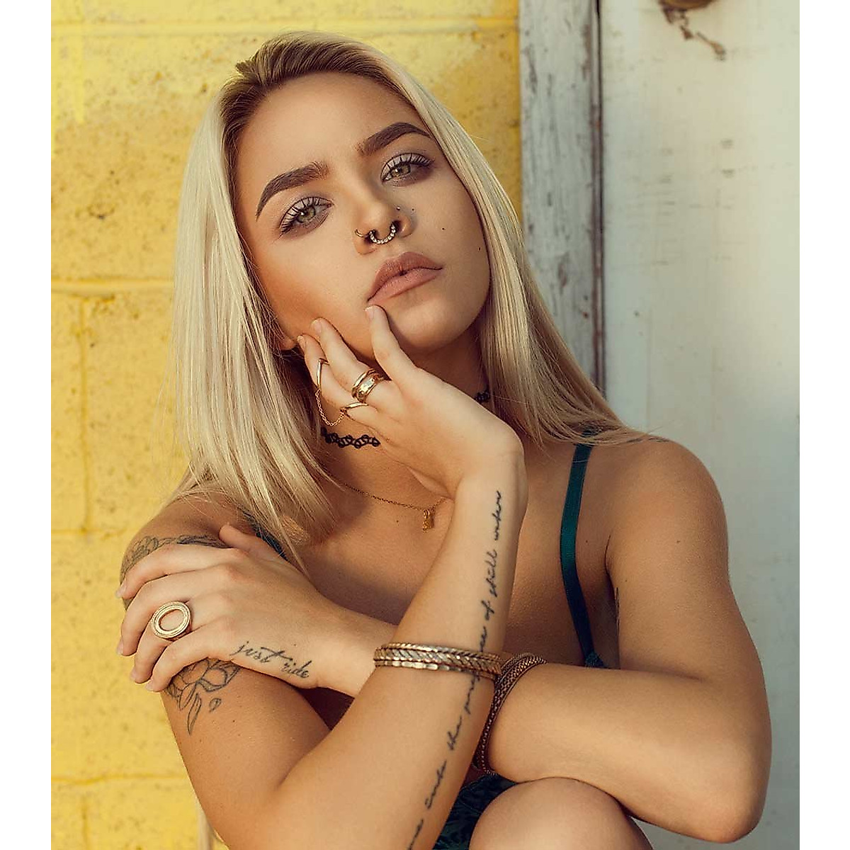 FreshTrends 18 Gauge 1/4"- 14K Yellow Gold Nose Hoop