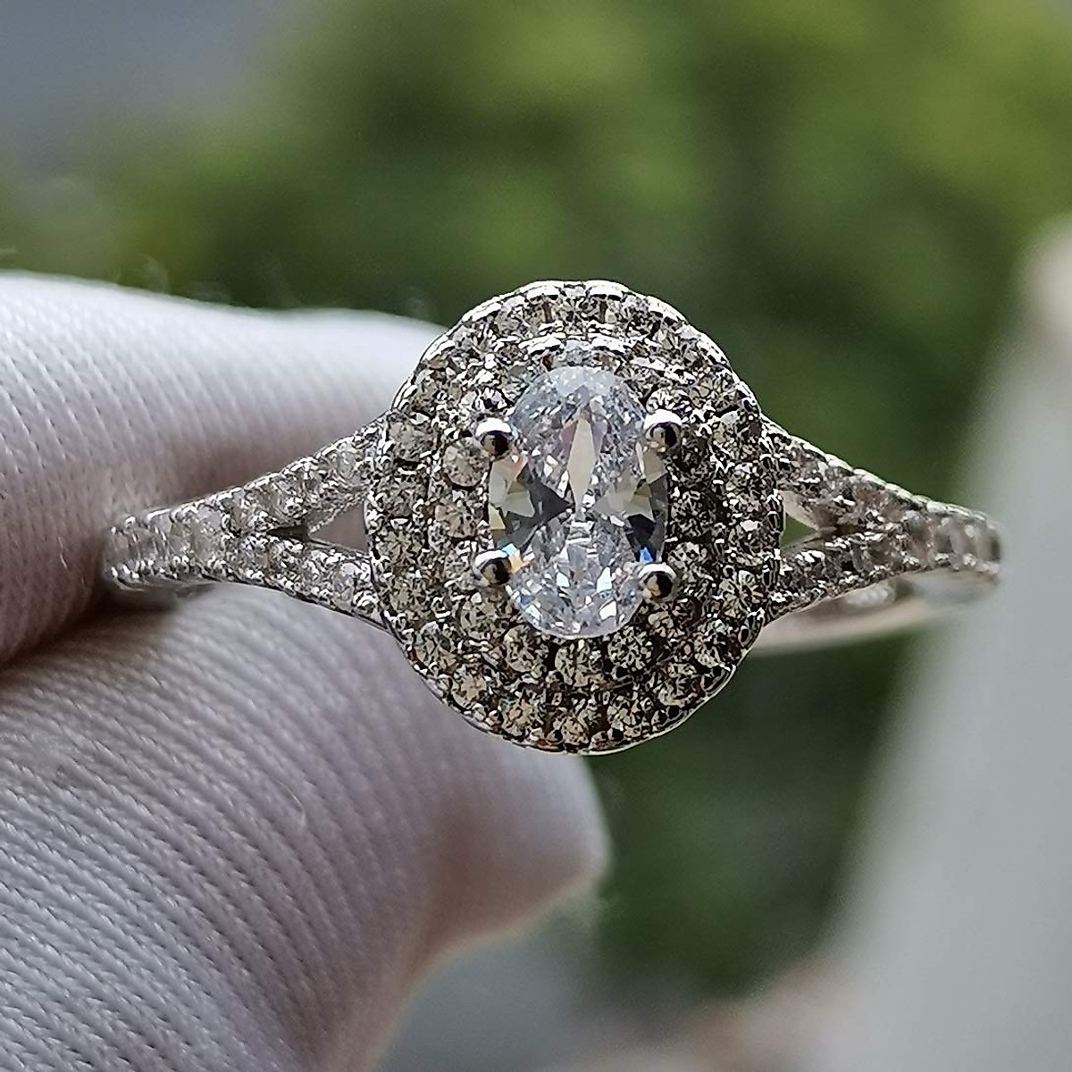 XIALV Classic Cubic Zirconia Oval Cut Promise Engagement Ring Double Bezel Halo Women's Ring Size 6-10 (US Code 6)