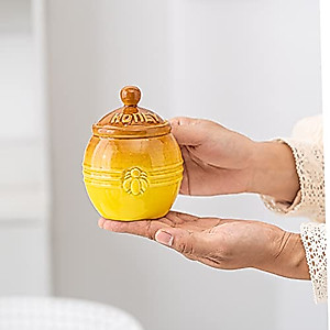 KEKEHOME Ceramic Honey Pot with Lid and Wooden Dipper, 10oz Small Porcelain Honey Jar for Home Kitchen Honey Syrup Jam Jelly
