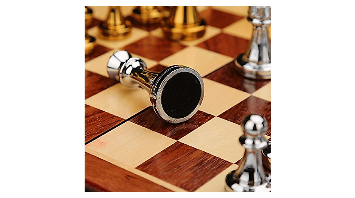 Weighted Metal Chess Pieces | 2.6" King & Extra Queens