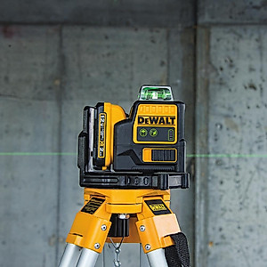 DEWALT 12V MAX Laser Level, Cross Line Laser, 2 x 360, Green (DW0811LG)