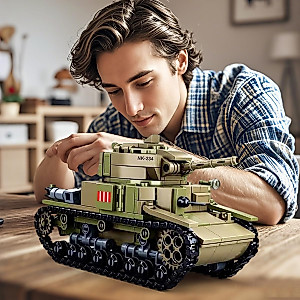 DAHONPA M13/40 Tank Army Building Block(463 PCS),WW2 Military Historical Collection Model with 2 Soldier Figures,Toys Gifts for Kid and Adult.