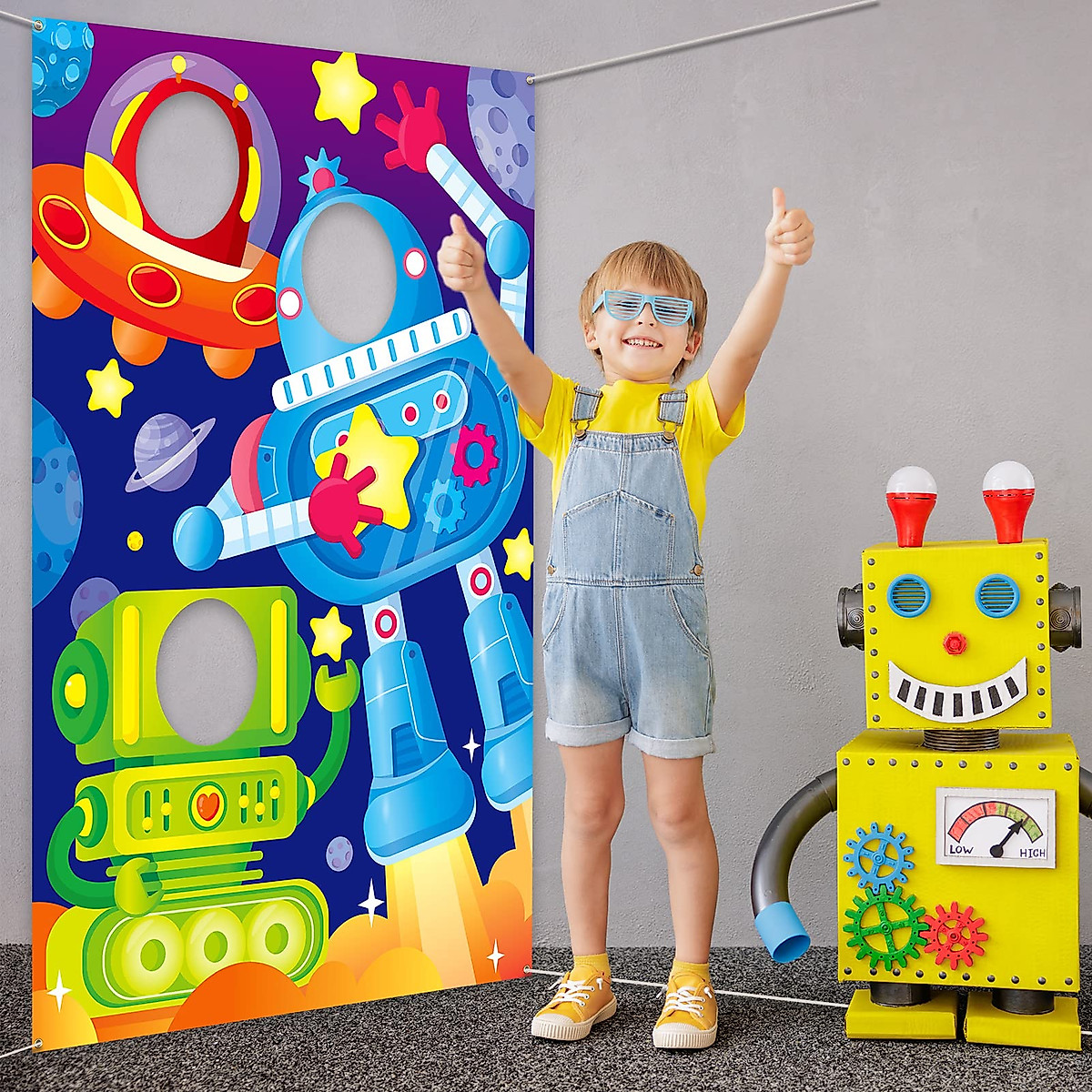 DPKOW Kids Robot Party Prop - Funny Robot Face Photo Banner for Boys' Space-Themed Birthday Party Decorations