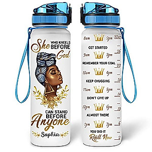 HYTURTLE Personalized She Who Kneels Before God 32oz Liter Motivational Water Bottle, African American Black African American Women Water Bottle With Time Marker, Gifts For Black Women, Girls On Birthday Mother's Day