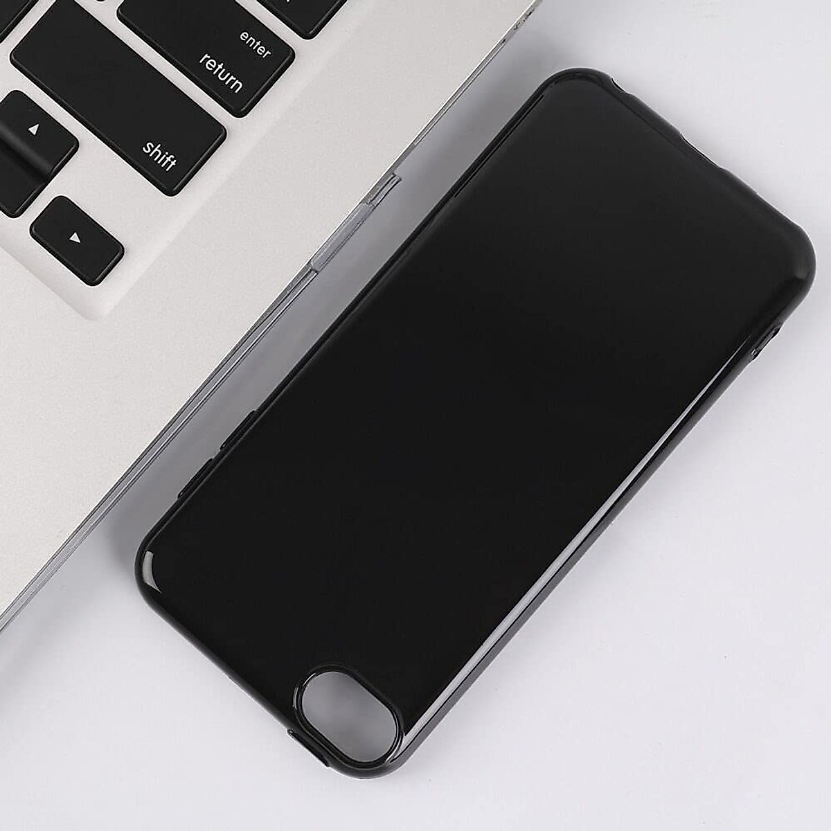 BLLQ Compatible with iPod Touch 7 Case ，iPod Touch 6 Case, iPod Touch 5 Case,Black Glossy TPU Soft Slim Light Thin Cover Skin Case Compatible with iPod Touch 5th / 6th / 7th Gen, Black