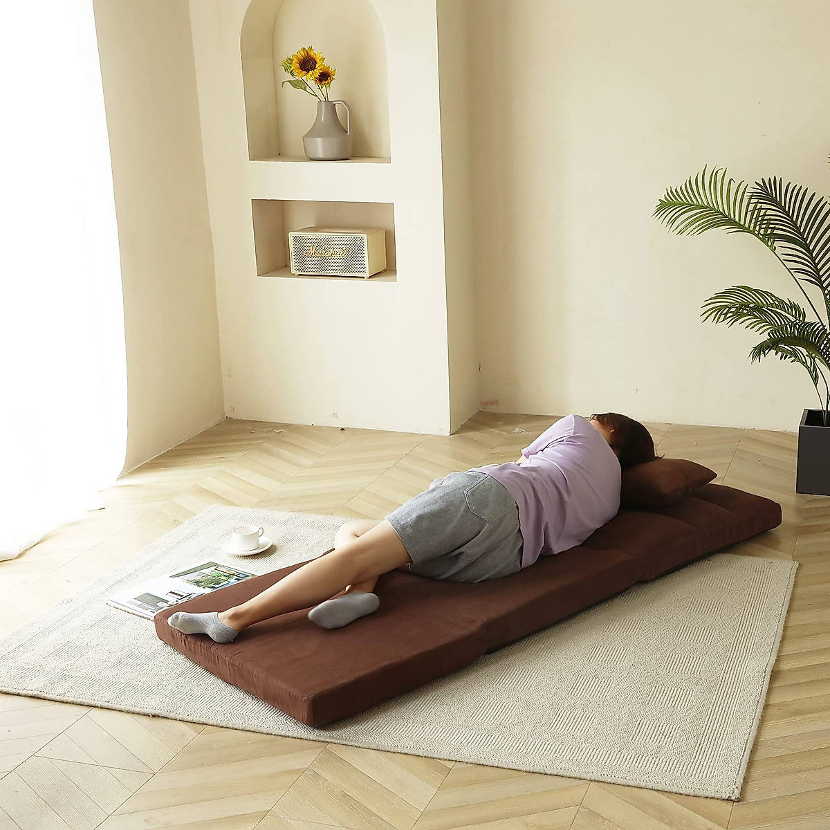 Triple Fold Sofa Bed, Adjustable Floor Couch Sofa, Convertible Futon Sleeper Chair, Upholstered Guest Chaise Lounge, Adjustable Foldable Modern Leisure Sofa Bed Video Gaming Sofa