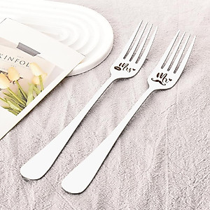 Funny Valentines Birthday Gifts for Couples Mr and Mrs Forks for Boyfriend Girlfriend BF Anniversary Engagement Gifts for Husband Wife GF Dinner Fork Mr Mrs Gifts for Him Her Engraved Salad Forks 2Pcs