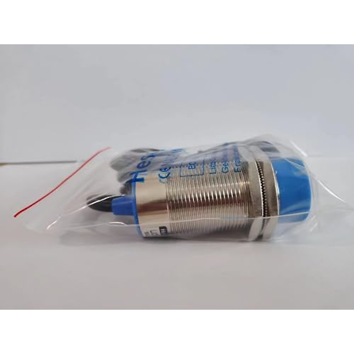 Heschen M30 Capacitive Proximity Sensor Switch Non-Shield Type LJC30A3-H-J/DZ Detection 1-15mm 90-250VAC 400mA Normally Closed (NC) 2 Wires