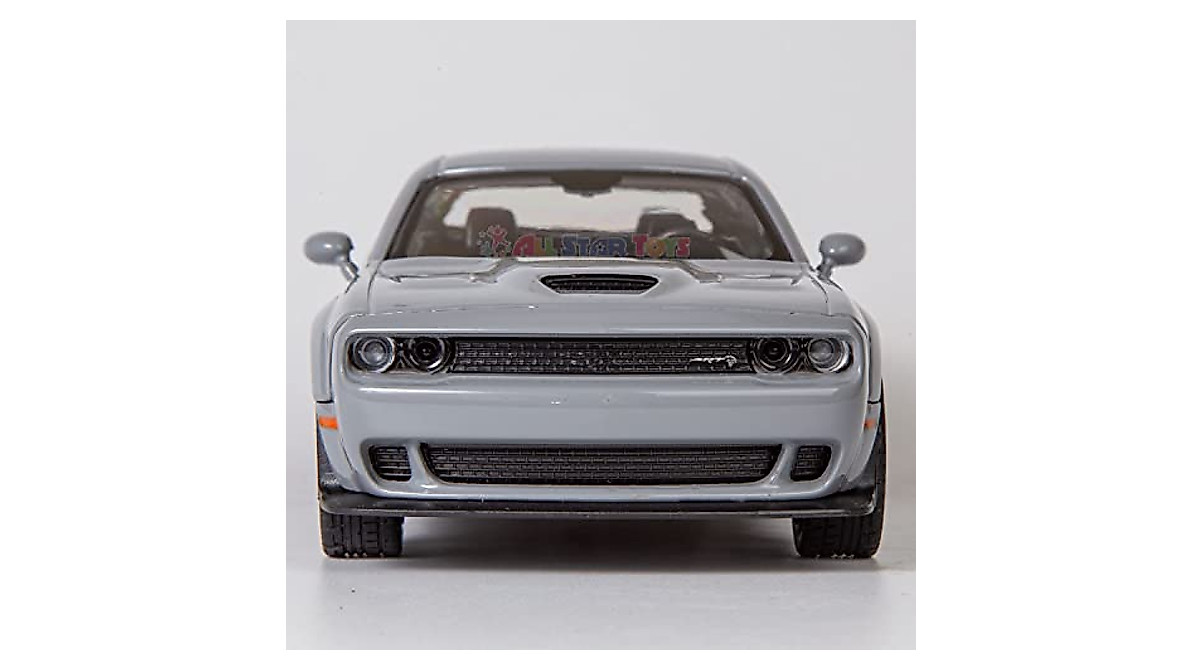 Motormax 1/24 Dodge Challenger SRT Hellcat Diecast Model