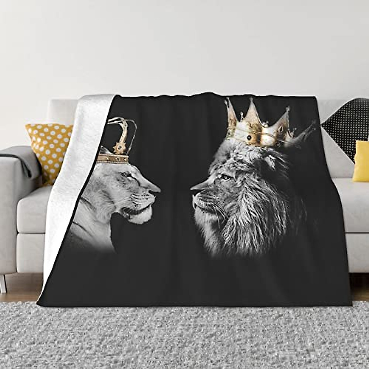 NETEDA Lion Blanket Queen and King Throw for Adults Lioness Couple Super Warm Soft Plush Lightweight Fleece Flannel Winter Bedding Gifts Women Kids 60'x80'