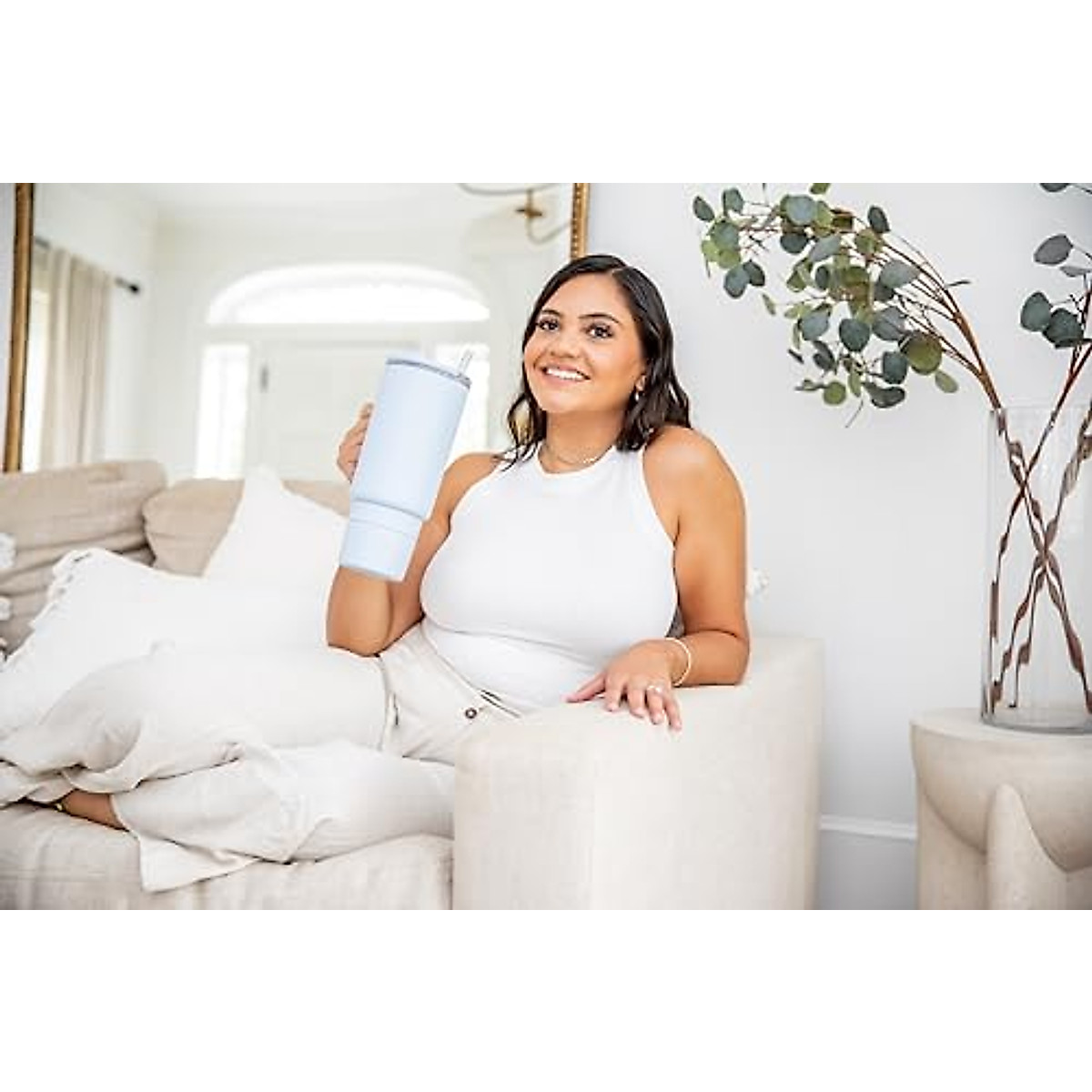 Ello Port 40oz Tumbler with Carry Loop & Integrated Handle, Vacuum Insulated Stainless Steel Reusable Water Bottle, Travel Mug with Leak Proof Lid & Straw for Iced Coffee & Tea, Halogen Blue