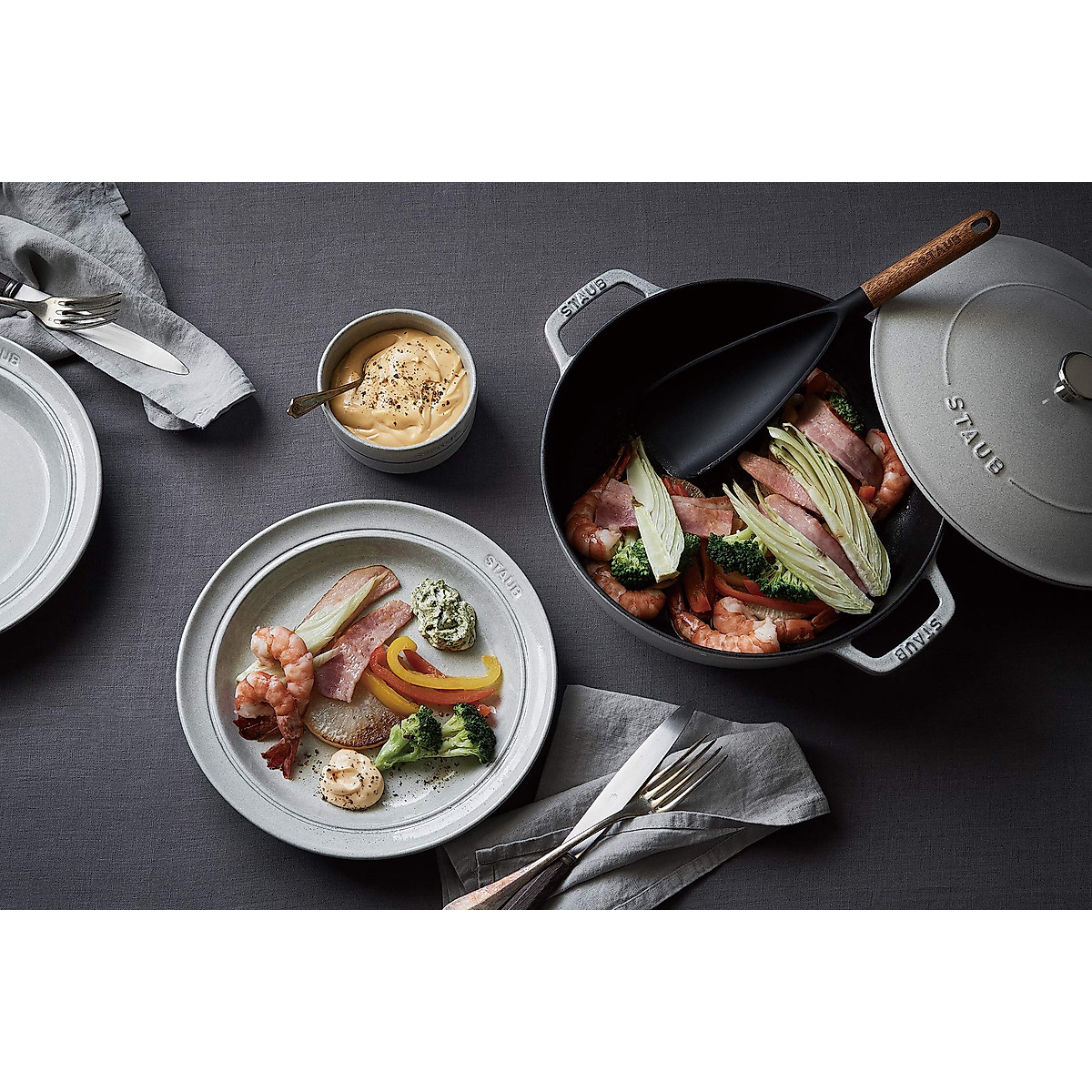 Staub 40501-484 Braiser Sauté Pan, Campagne 9.4 inches (24 cm), Two Hands, Cast Iron, Enameled Pot, Shallow Type, Sukiyaki, Induction Compatible