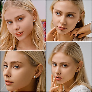 Moissanite Halo Stud Earrings Screw Back 0.2CT 3MM*2 18K White Gold Plated 925 Sterling Silver Lab Round Cut Brilliant D Color VVS1 Clarity Moissanite Halo Earrings for Women Men