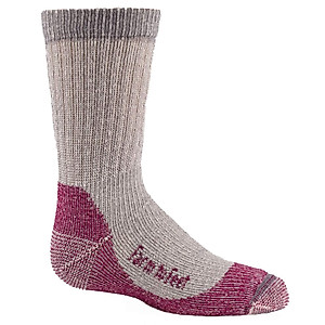 Farm to Feet Kids Boulder No Fly Zone Lightweight Hiking Merino Wool Crew, Berry, Large