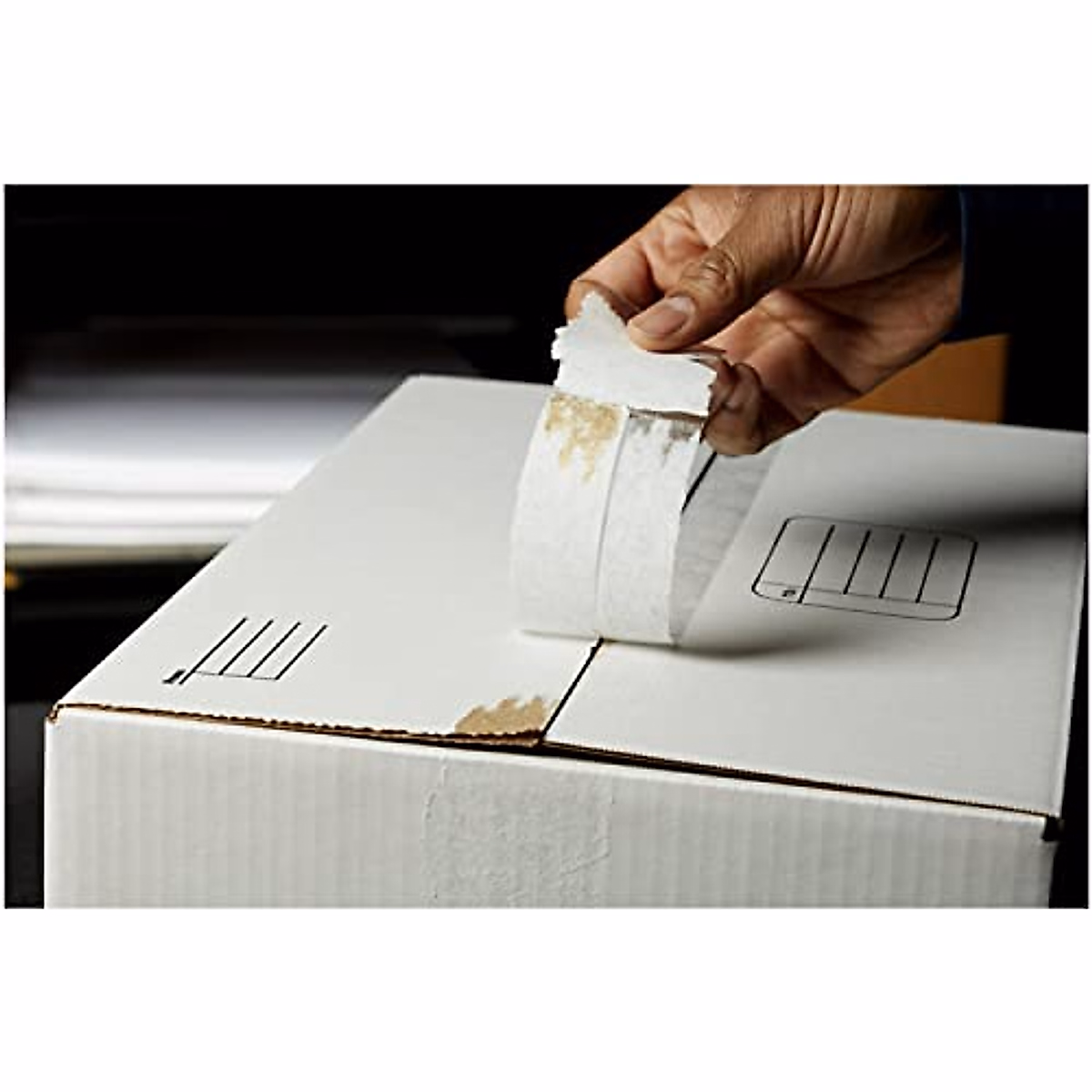 Scotch Box Lock Packaging Tape, 1 Roll with Dispenser, 1.88 in x 800 in, Extreme Grip, Sticks Instantly to Any Box (195)