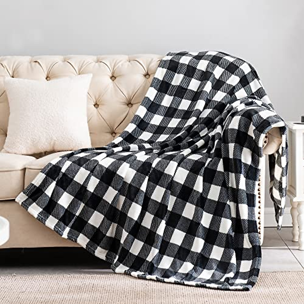 BEDELITE Fleece Throw Blanket for Couch Sofa Bed, Buffalo Plaid Decor Black and White Checkered Blanket, Cozy Fuzzy Soft Lightweight Warm Blankets for Spring and Summer