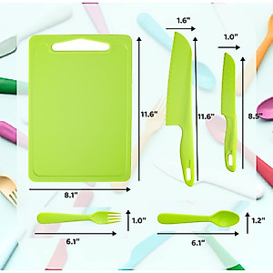 jawbush 11" Large Lettuce Knife with Plastic Cutting Board for Salad to Prevent Browning, Green Nylon Knives Bonus with Fork Spoon, Plastic Kitchen Knife for Veggies, Fruit, Bread, Cake, Salad