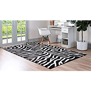 Unique Loom Wildlife Collection Animal Inspired with Zebra Design Area Rug, 6 x 9 ft, Black/Ivory