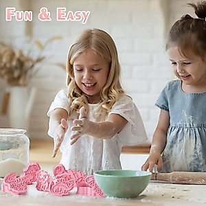 Dinosaur Cookie Cutters Set, 8 Pcs Plastic Dino Cookie Cutters - 3D Cartoon Cookie Candy Food Fondant Pie Cutters Stampers Molds for DIY Biscuit Cheese Baking