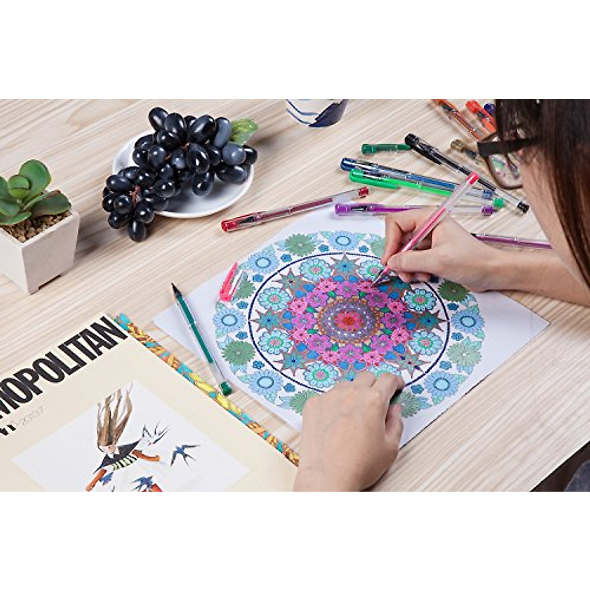 Gel Pens, Reaeon 200 Pack Pen with Case for Adult Coloring Books, 100 Color Markers Plus 100 Refills for Drawing Painting Writing.