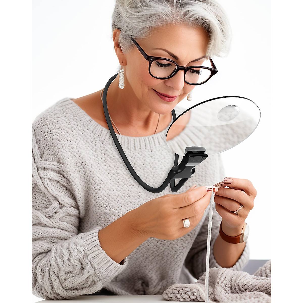 Magnifying Glass for Reading with 5.12in Diameter Magnifying Lens, 5X Neckwear Hands Free Magnifier with Stand for Seniors and Low Vision When Sewing, Cross Stitch, Needlepoint, Reading(Black)